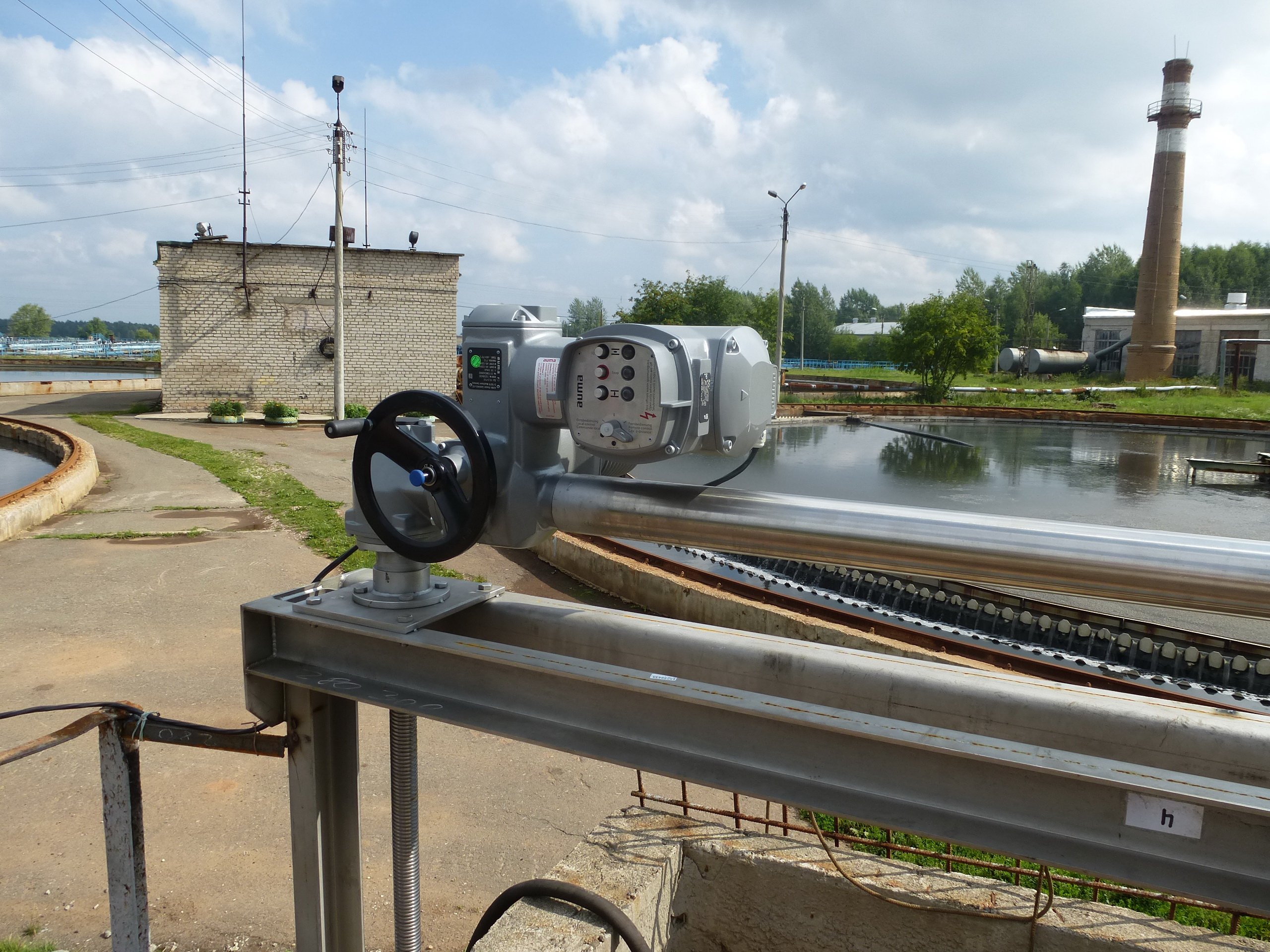 Surface sluice gates | Ecopolymer